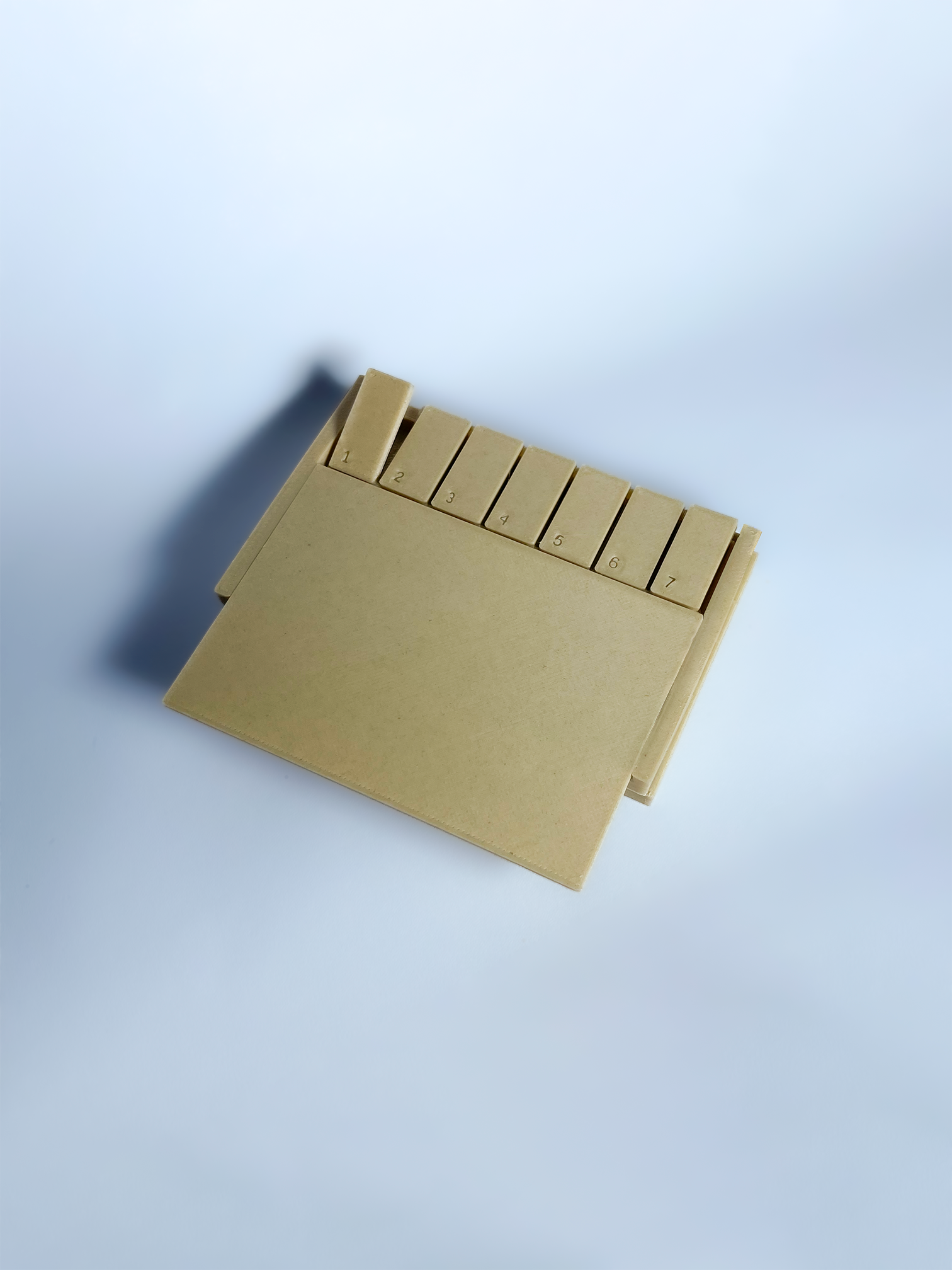 Smart Pill Box - PARSONS DESIGN & TECHNOLOGY 2023